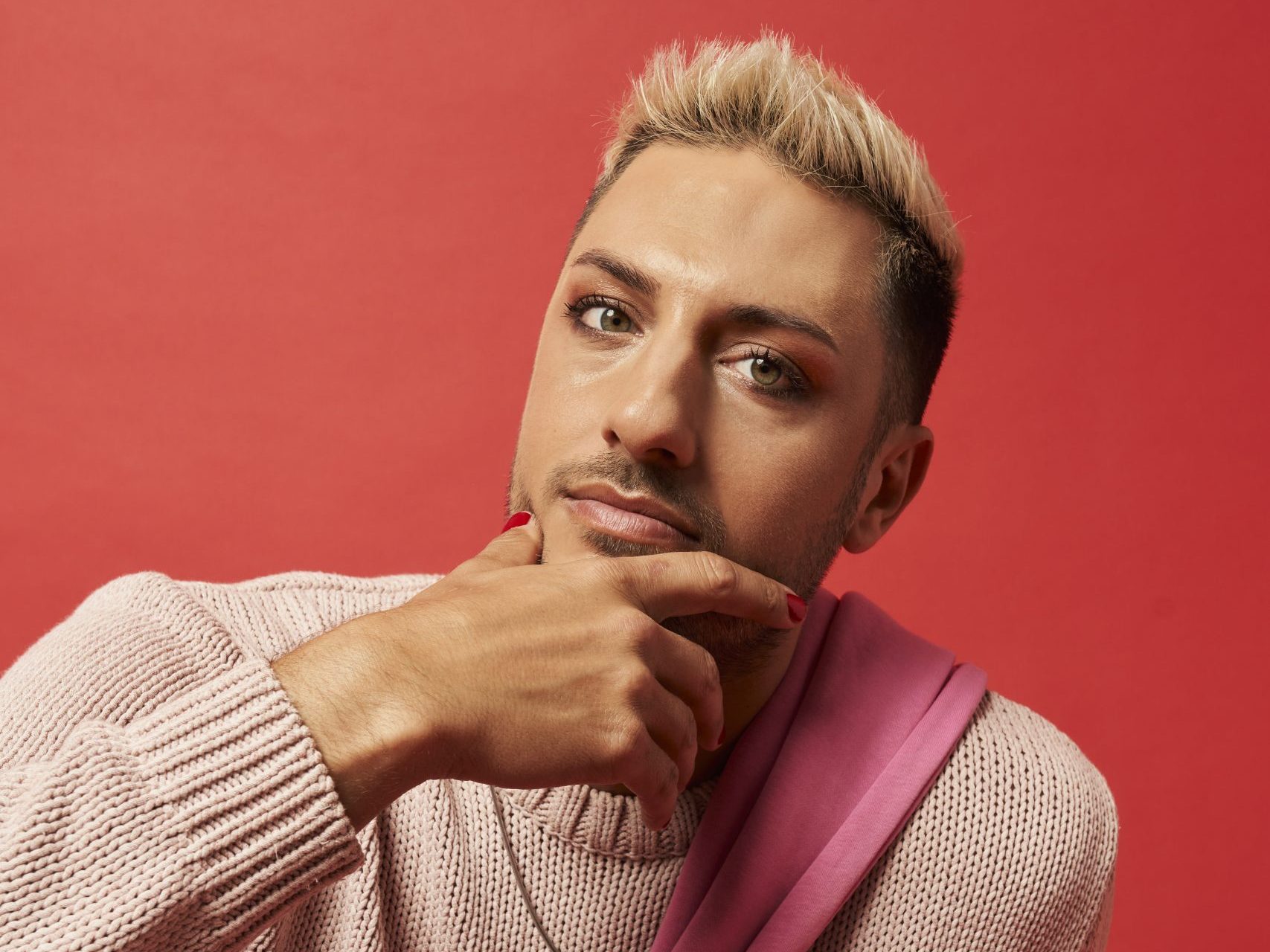 “Ich wünschte, ich hätte früher gelernt, mich zu lieben” – Aljosha ...